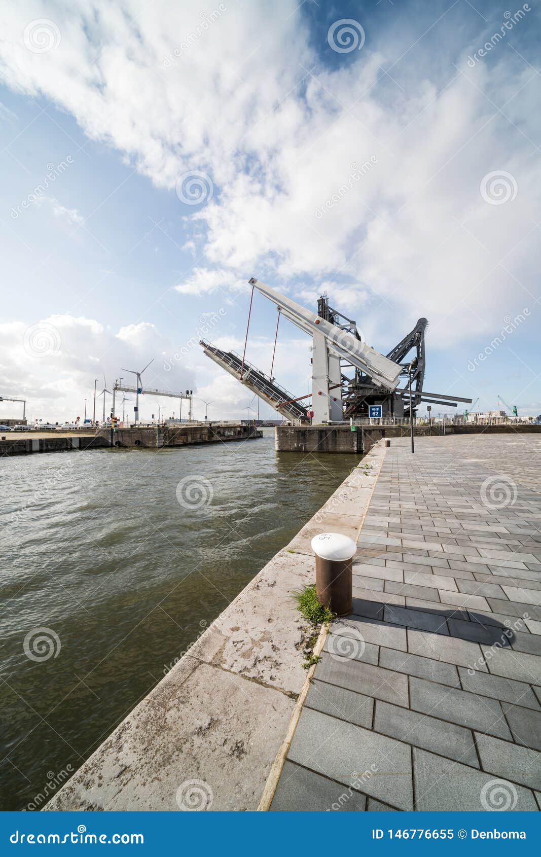 Drawbridge at the water editorial image. Image of architecture - 146776655