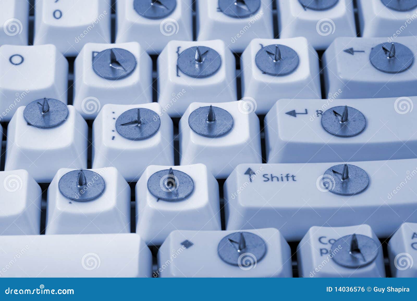 Drawing pin and keyboard stock photo. Image of memo, brass - 14036576