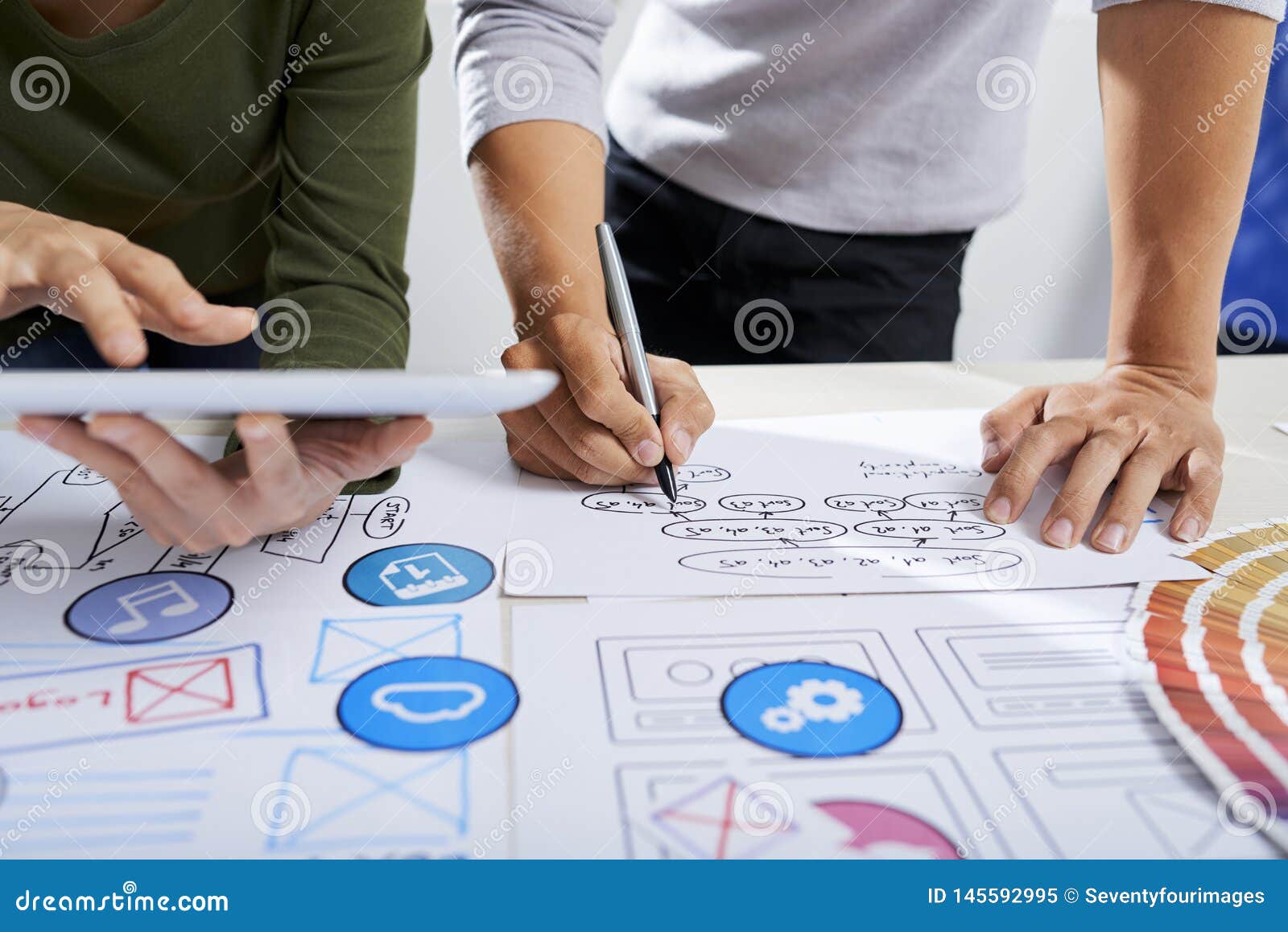 Drawing Schemes while Elaborating App Stock Image - Image of woman ...