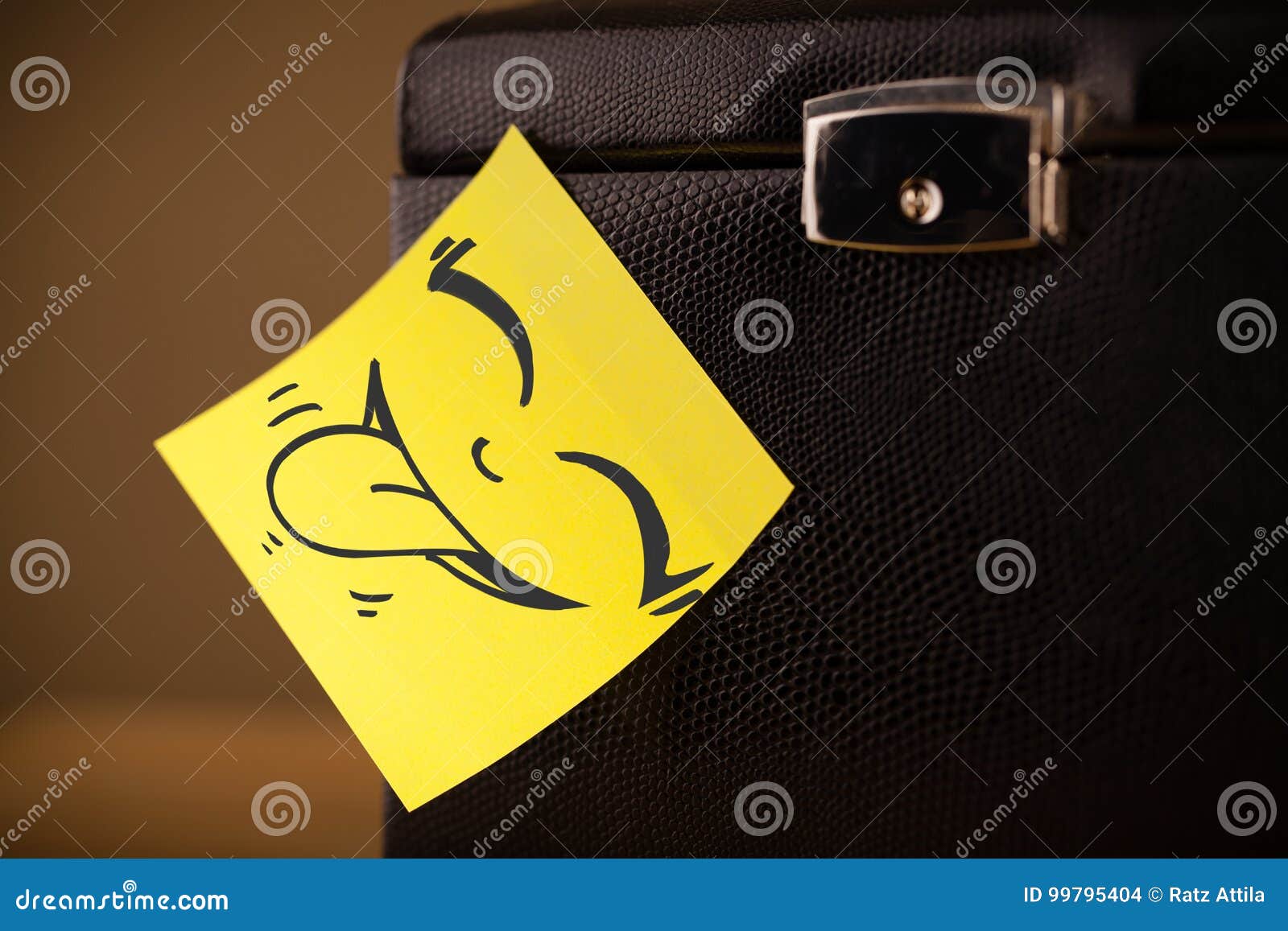 Post-it Note with Smiley Face Sticked on Jewelry Box Stock Photo ...