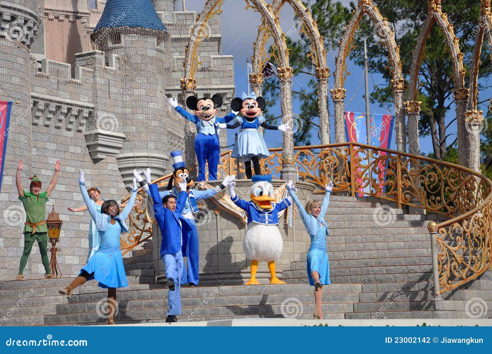 Dream Along with Mickey Show in Disney World Editorial Photography ...