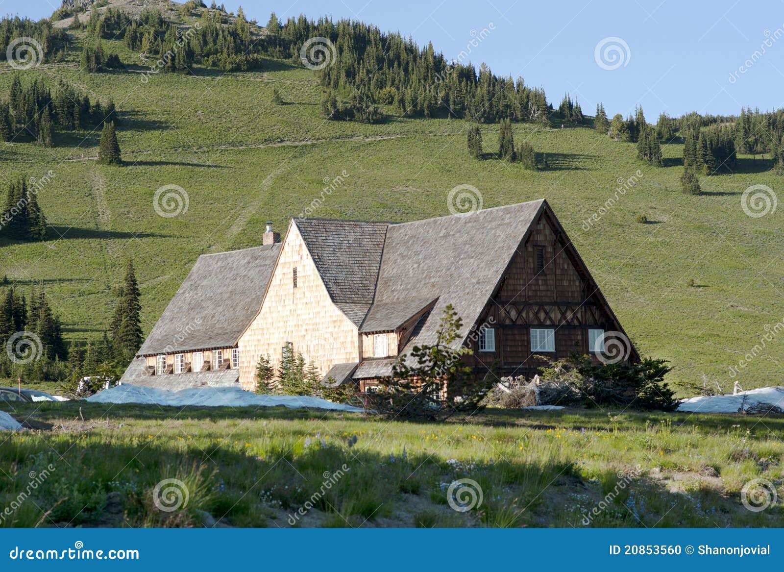Dream Scenic House in the Mountains Stock Photo - Image of glacier ...