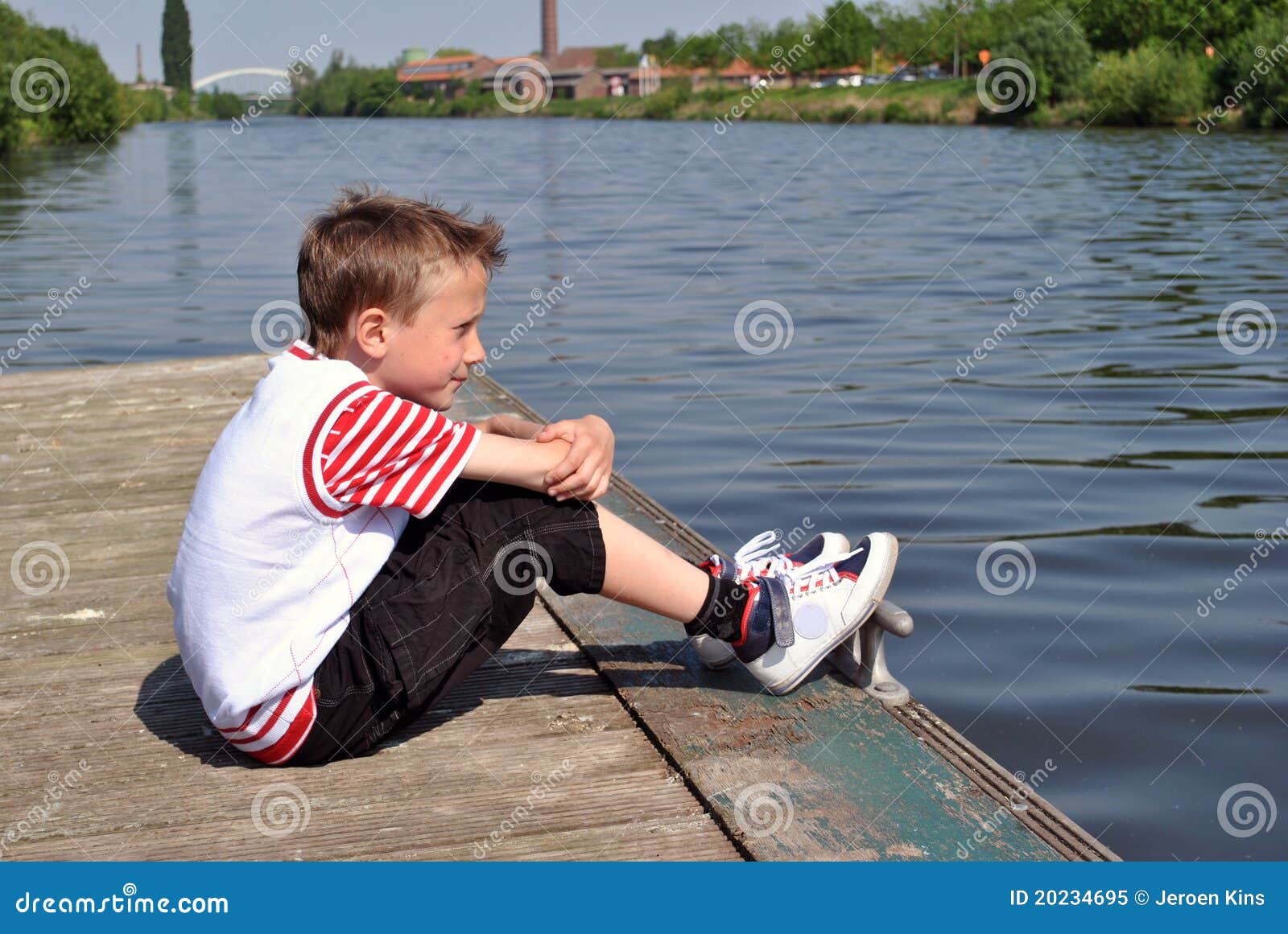 Dreamer kid stock image. Image of river, think, remembrance - 20234695