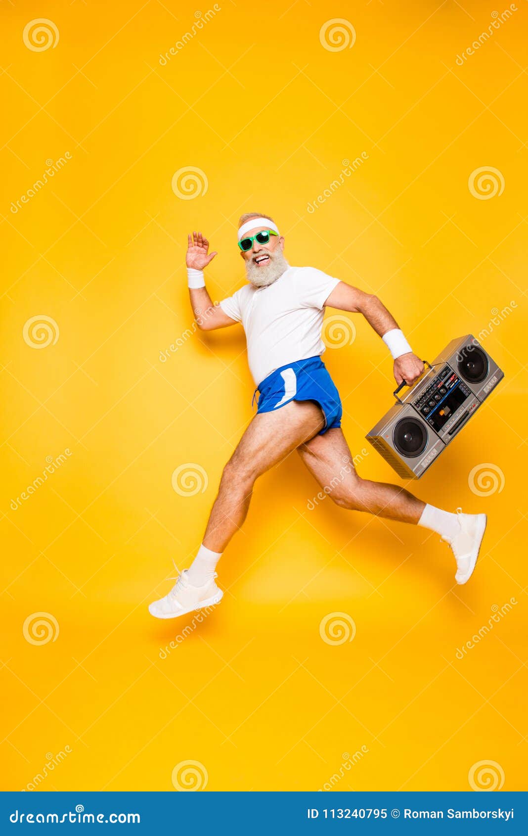 Dreamy Cheerful Excited Sporty Aged Funny Grandpa In Eyewea Stock Image Image Of Hold Green