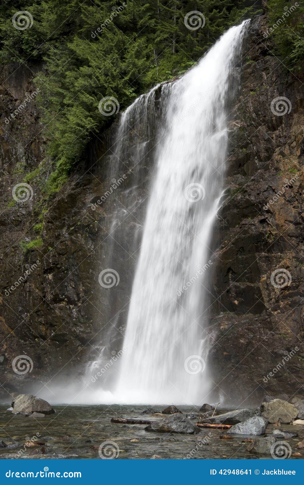 Dreamy waterfall stock image. Image of waterfalls, clean - 42948641