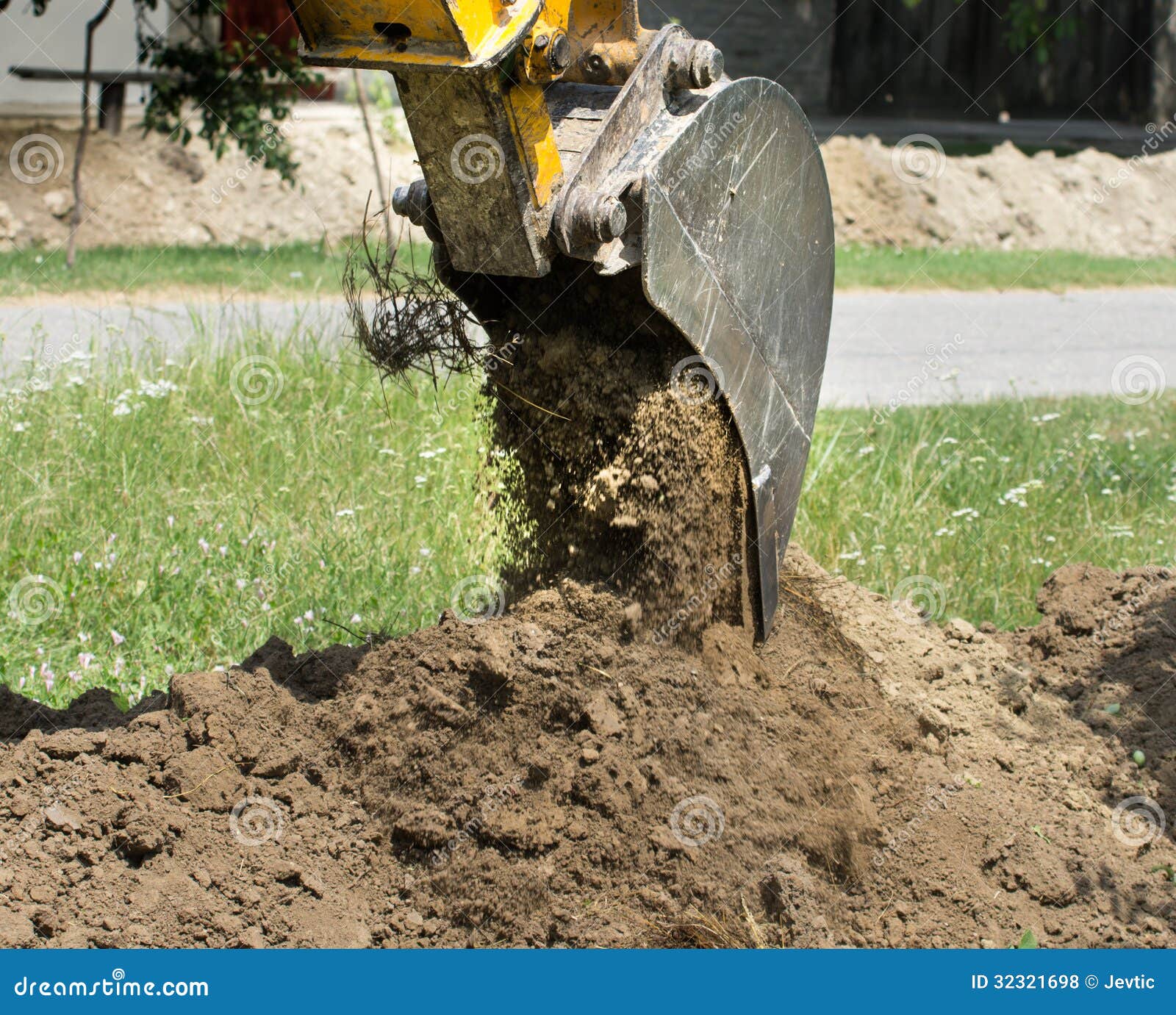 Dredge bucket stock photo. Image of heap, shovel, spoil - 32321698