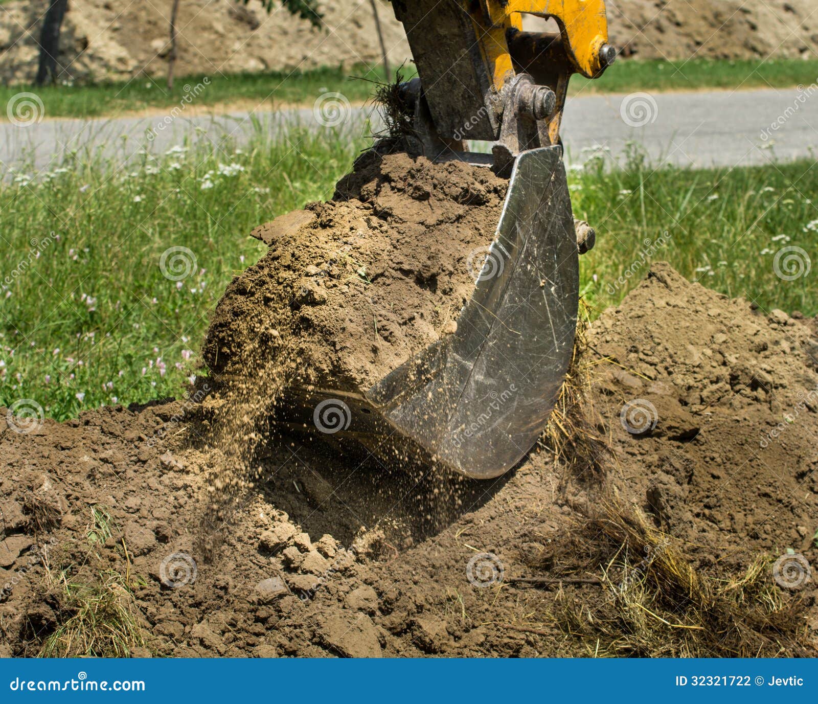 Dredge bucket stock photo. Image of equipment, bucket - 32321722