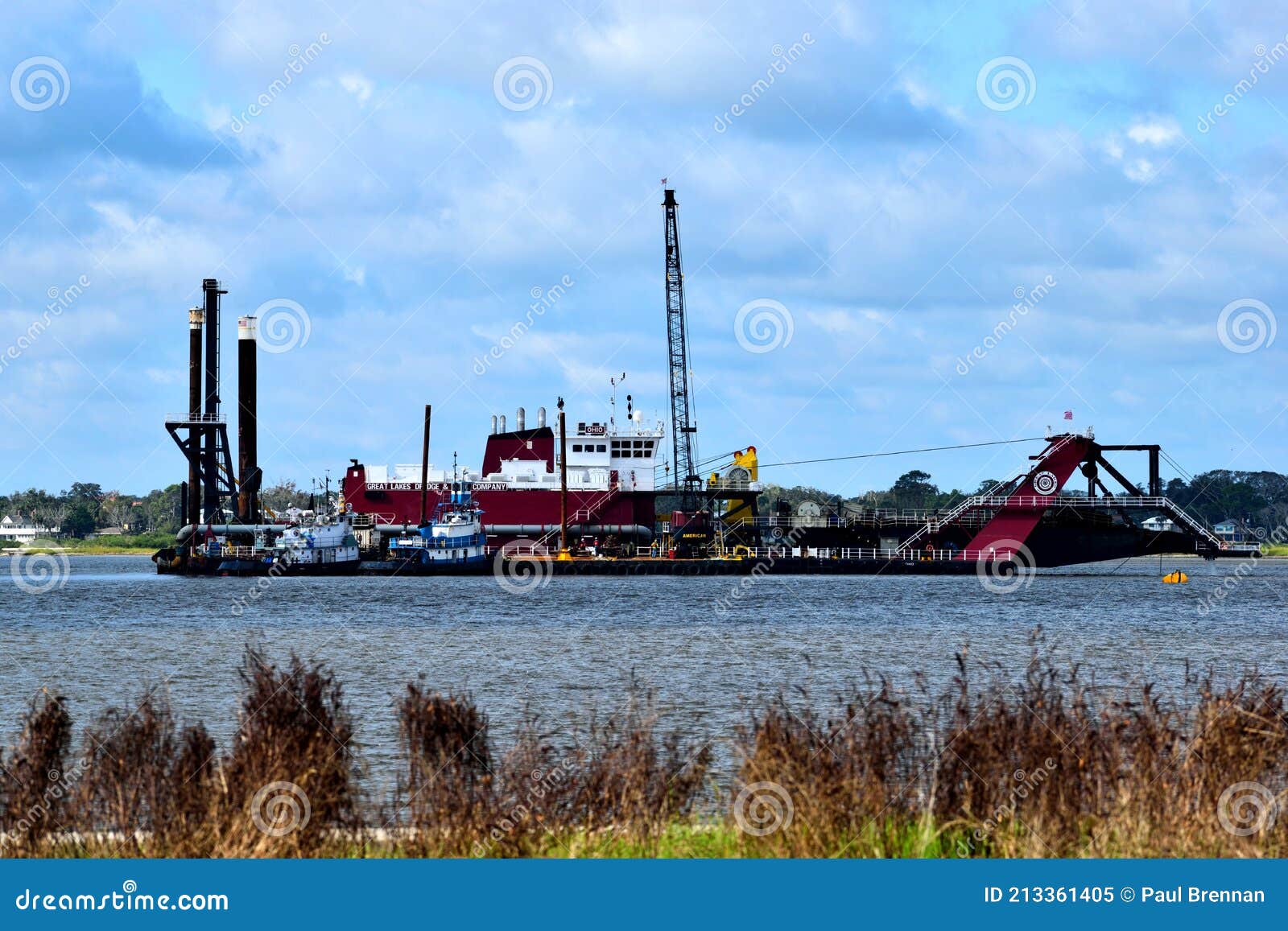 Dredging Barge Being Secured by Tugboats Editorial Image - Image of ...