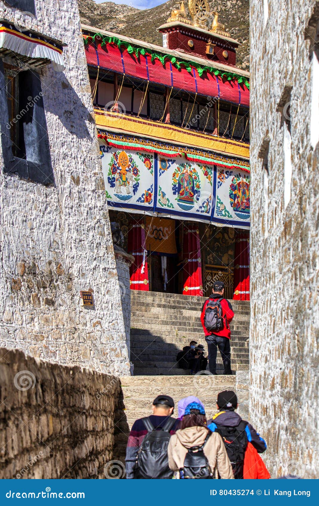 Drepung Monastery in Tibet, China Editorial Stock Image - Image of ...