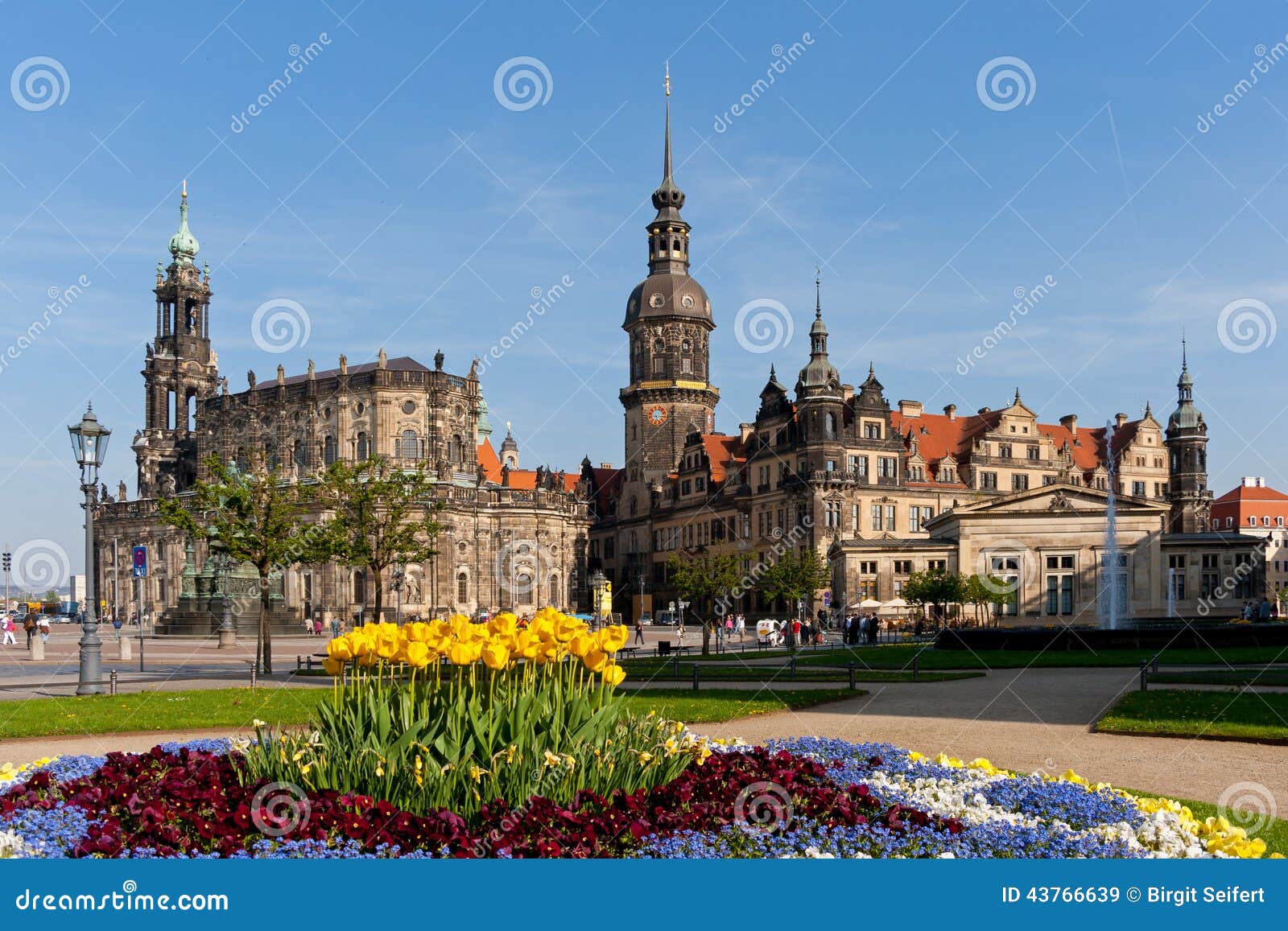 Dresda immagine stock. Immagine di molla, dresda, castello - 43766639