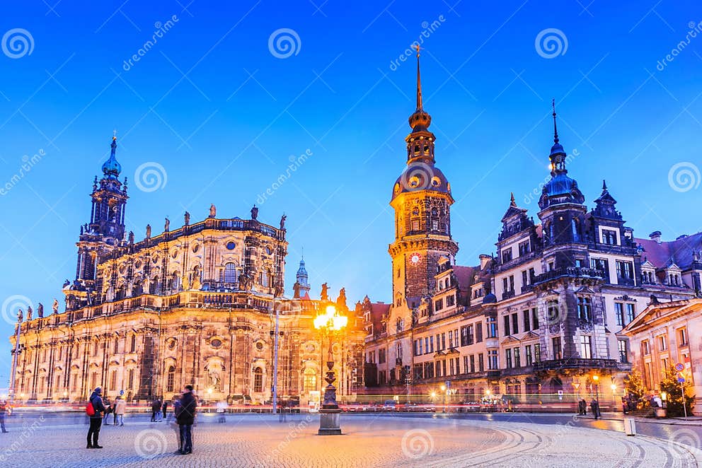 Dresda, Germania immagine stock. Immagine di fiume, destinazione - 93423987