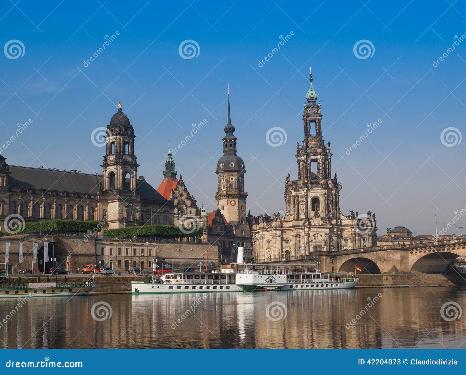 Dresda Hofkirche fotografia stock editoriale. Immagine di limite - 42204073