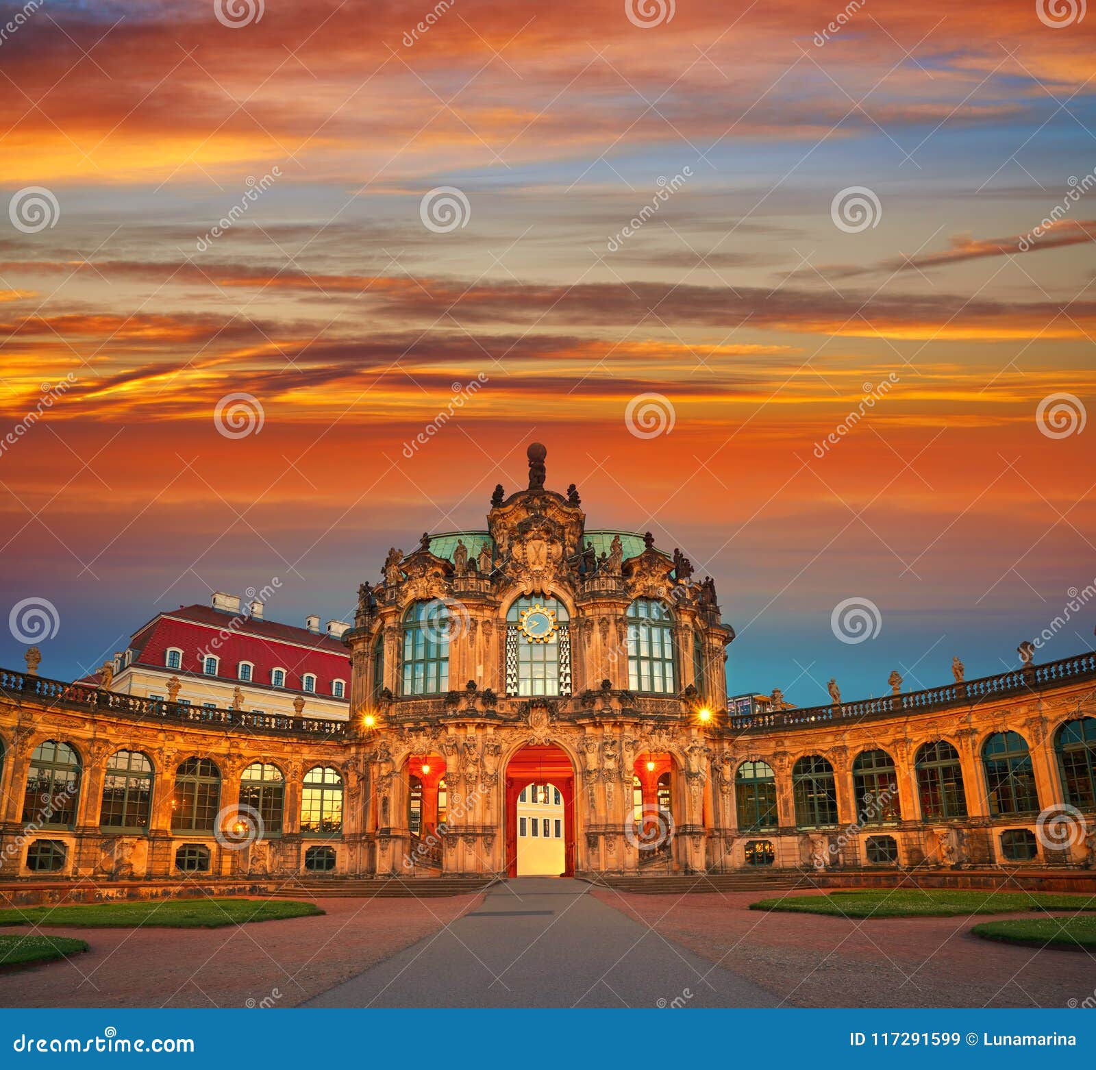 Dresda Zwinger in Sassonia Germania Immagine Stock - Immagine di posto ...