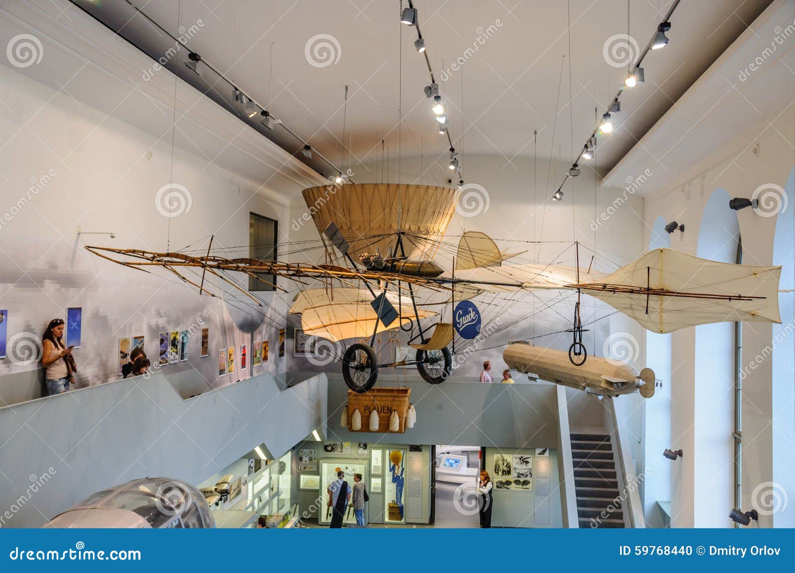 DRESDEN, GERMANY - MAI 2015: Ancient Flying Machine with Propell ...