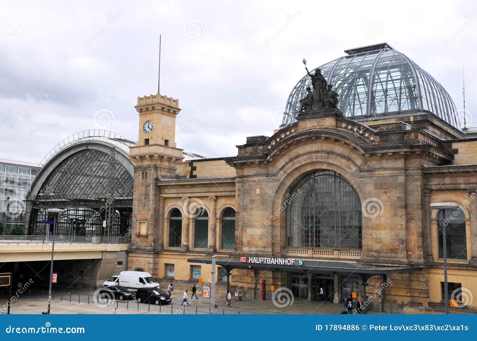 Dresden Hauptbahnhof - editorial photo. Image of fibre - 17894886