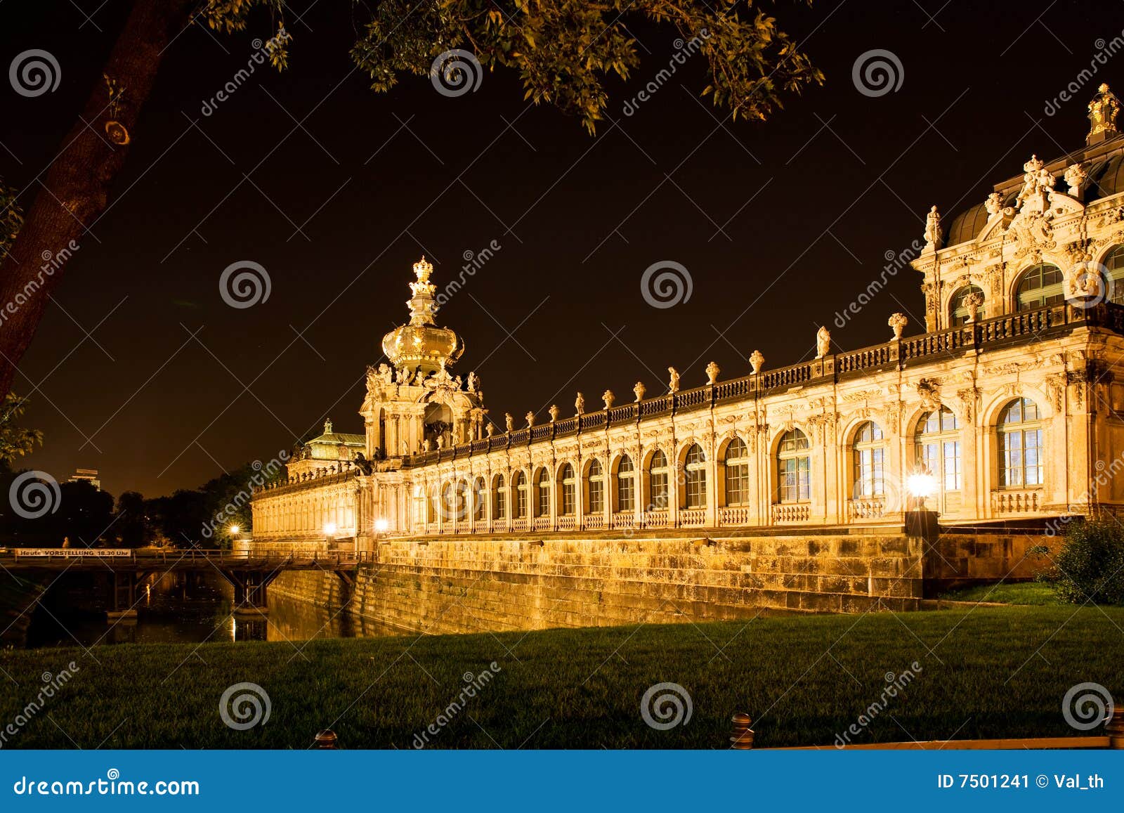 Dresden at night stock image. Image of house, river, dresden - 7501241