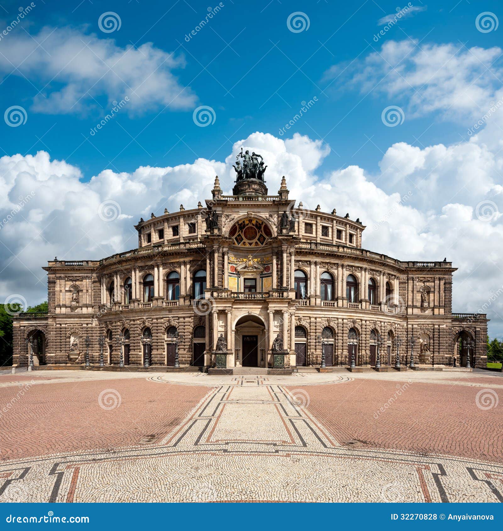 Dresden opera theatre stock photo. Image of house, front - 32270828