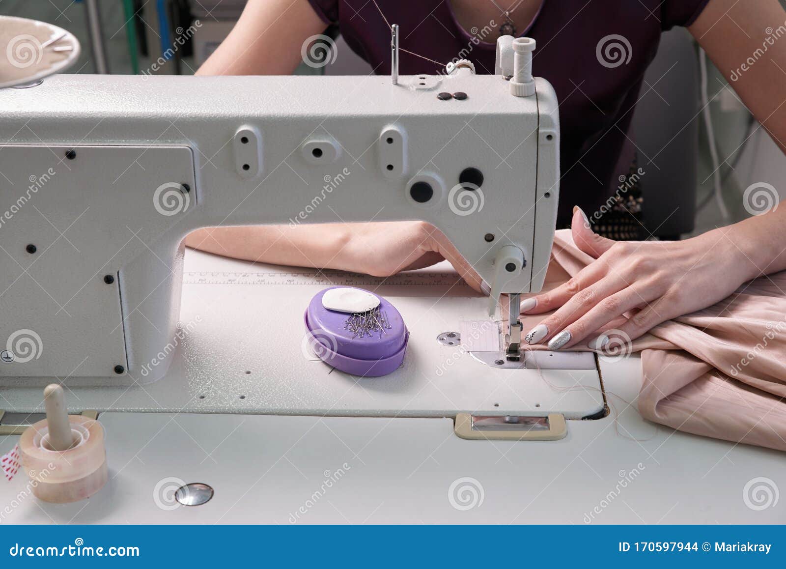Dressmaker Using Sewing Machine in Tailor Studio, Modern Atelier Shop ...