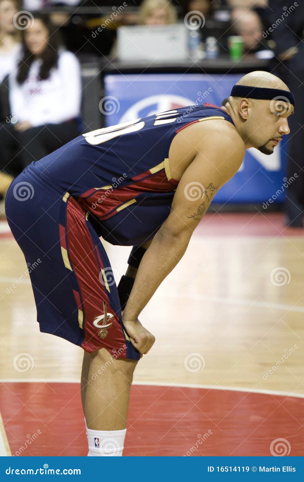 Drew Gooden editorial stock image. Image of shoot, court - 16514119