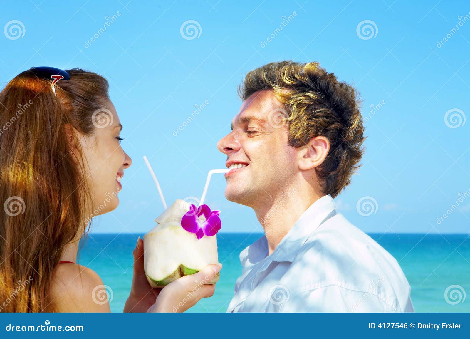 Dricka arkivfoto. Bild av roman, lycka, semesterort, paradis - 4127546
