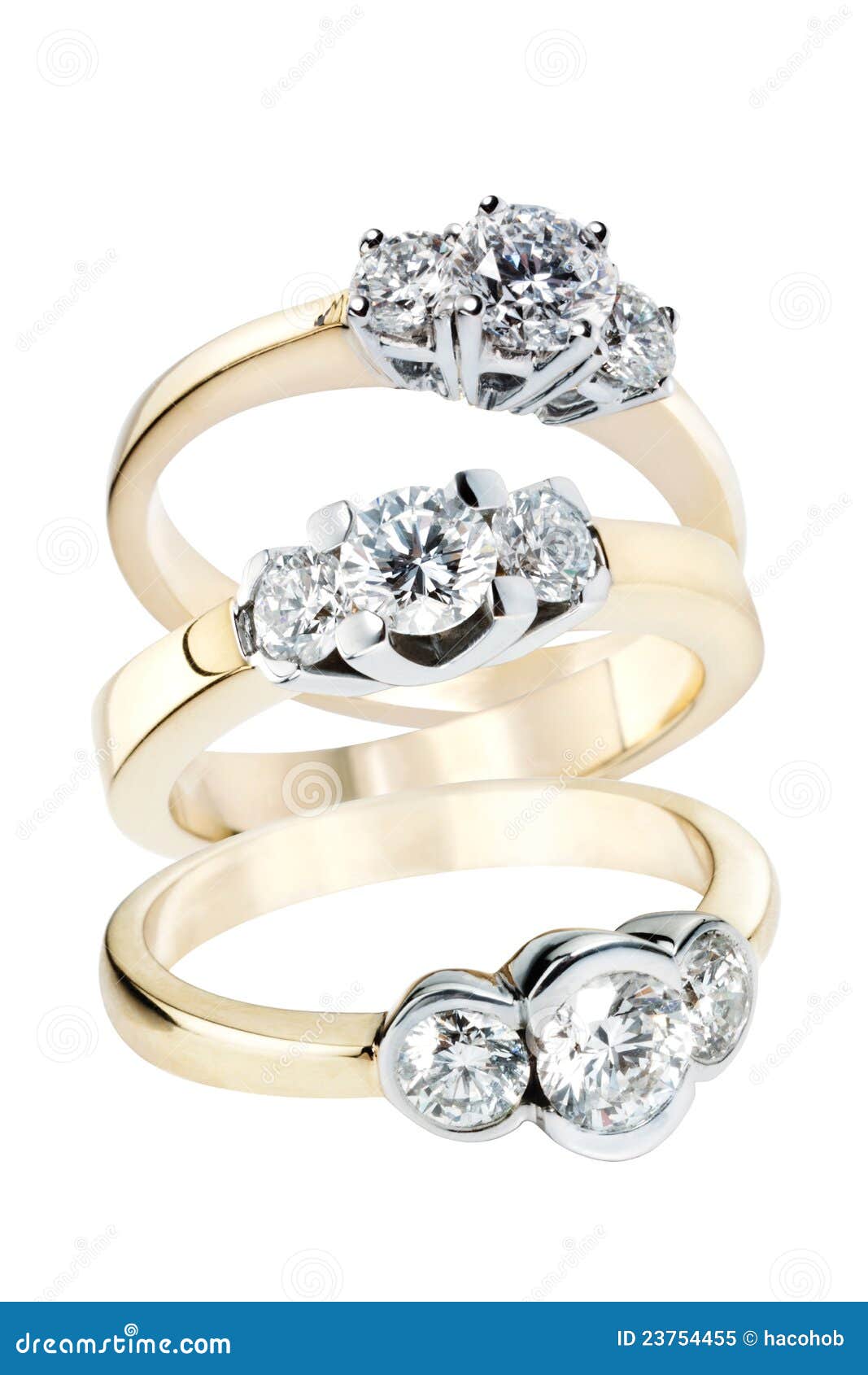 Drie Gouden Ringen Met Diamanten Stock Afbeelding - Image of ...