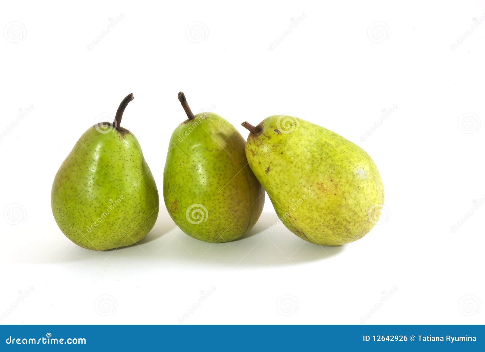 Drie groene peren stock foto. Image of laag, zoet, achtergrond - 12642926
