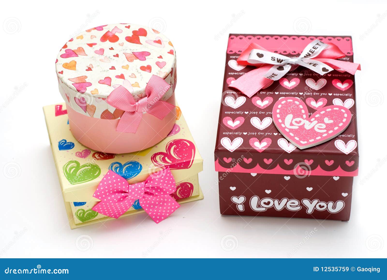 Drie Met De Hand Gemaakte Giftdozen Op Witte Achtergrond Stock ...