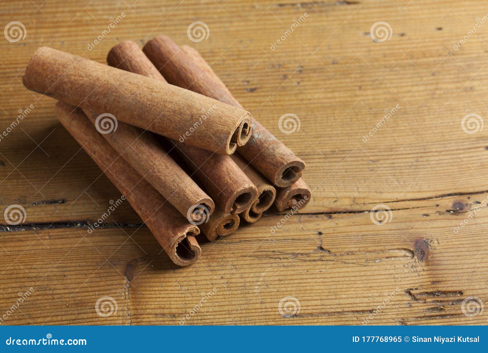 Dried Pile of Cinnamon Sticks Stock Image - Image of cinnamon, brown ...