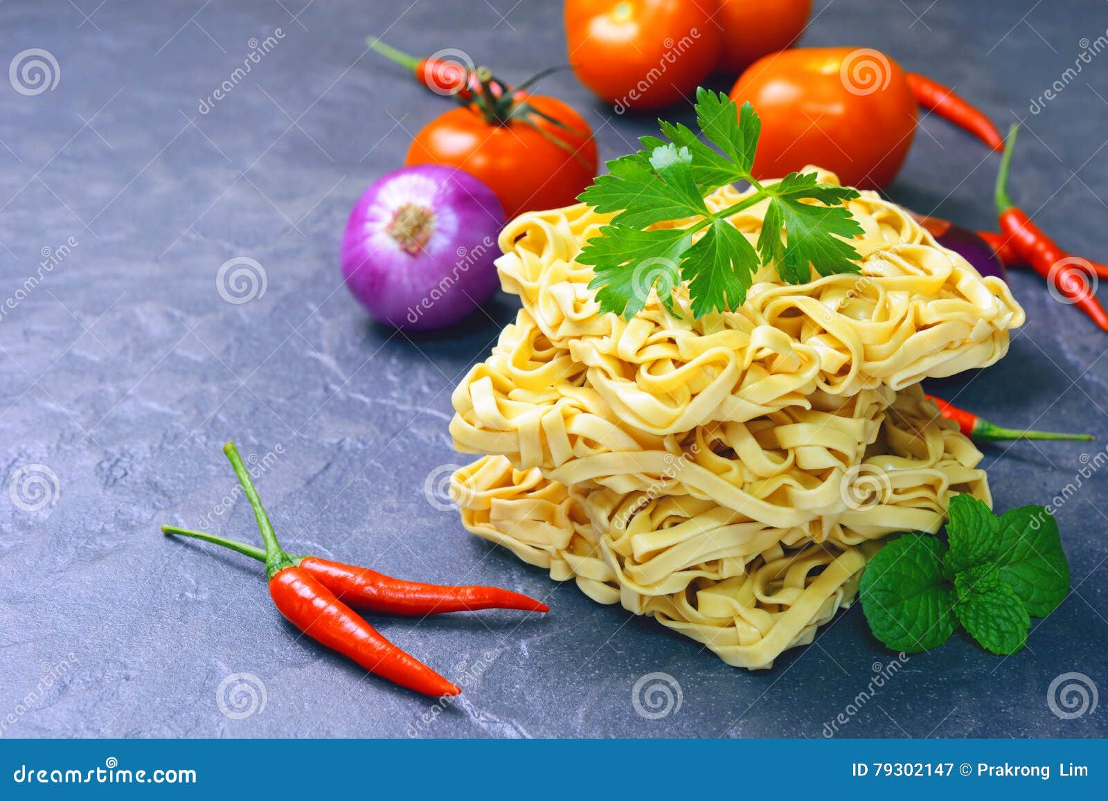 Dried instant noodles stock image. Image of food, dark - 79302147