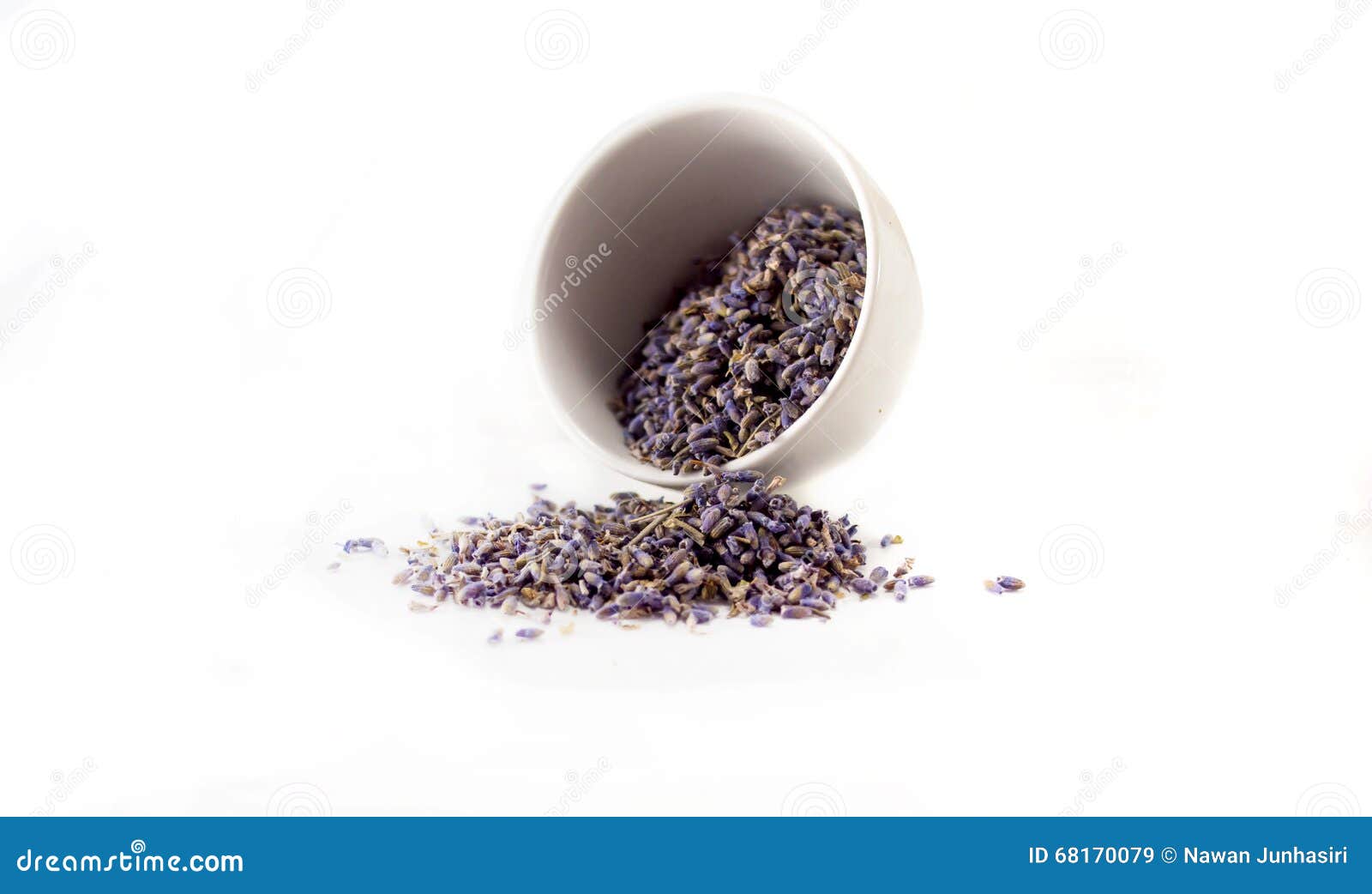 Dried Lavender Tea in a Cup Stock Image - Image of herb, beauty: 68170079