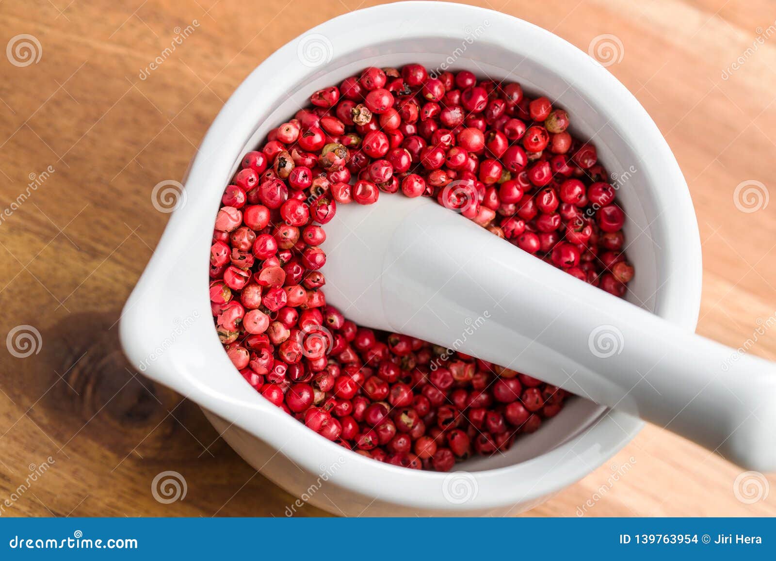 Pink Peppercorn. Peruvian Pepper Tree ( Schinus Molle L.) Stock ...