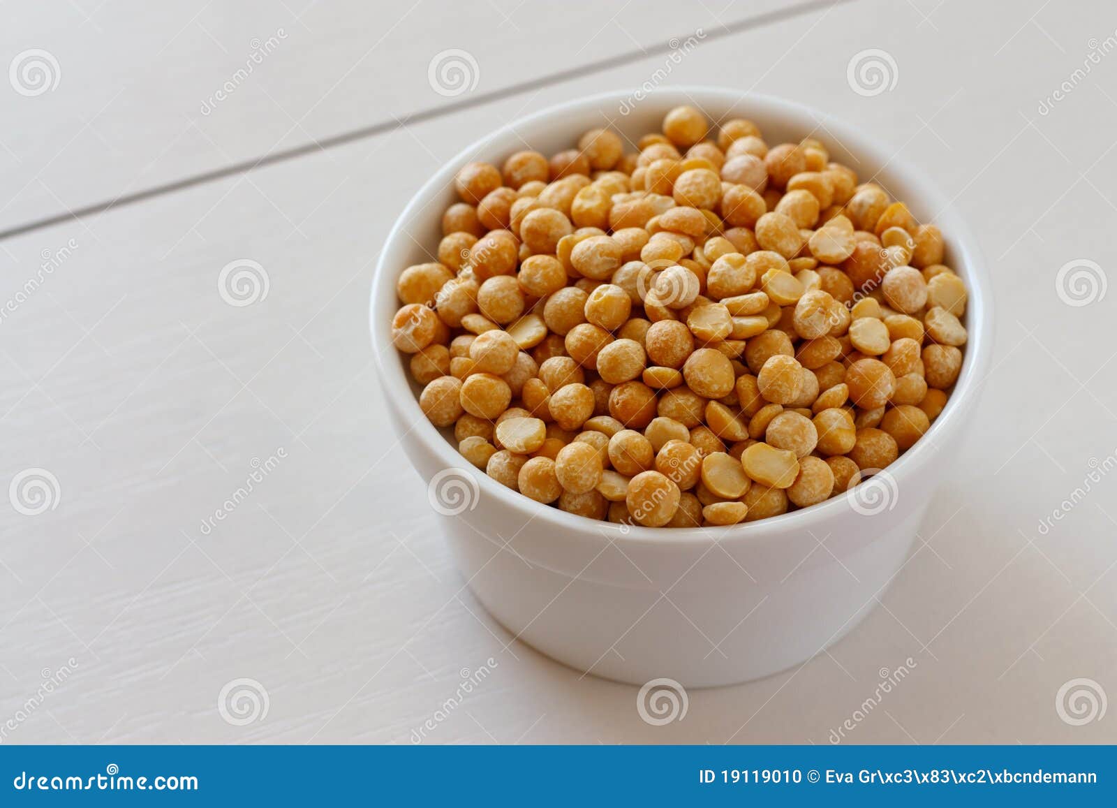 Dried yellow Peas stock photo. Image of bowl, food, space - 19119010