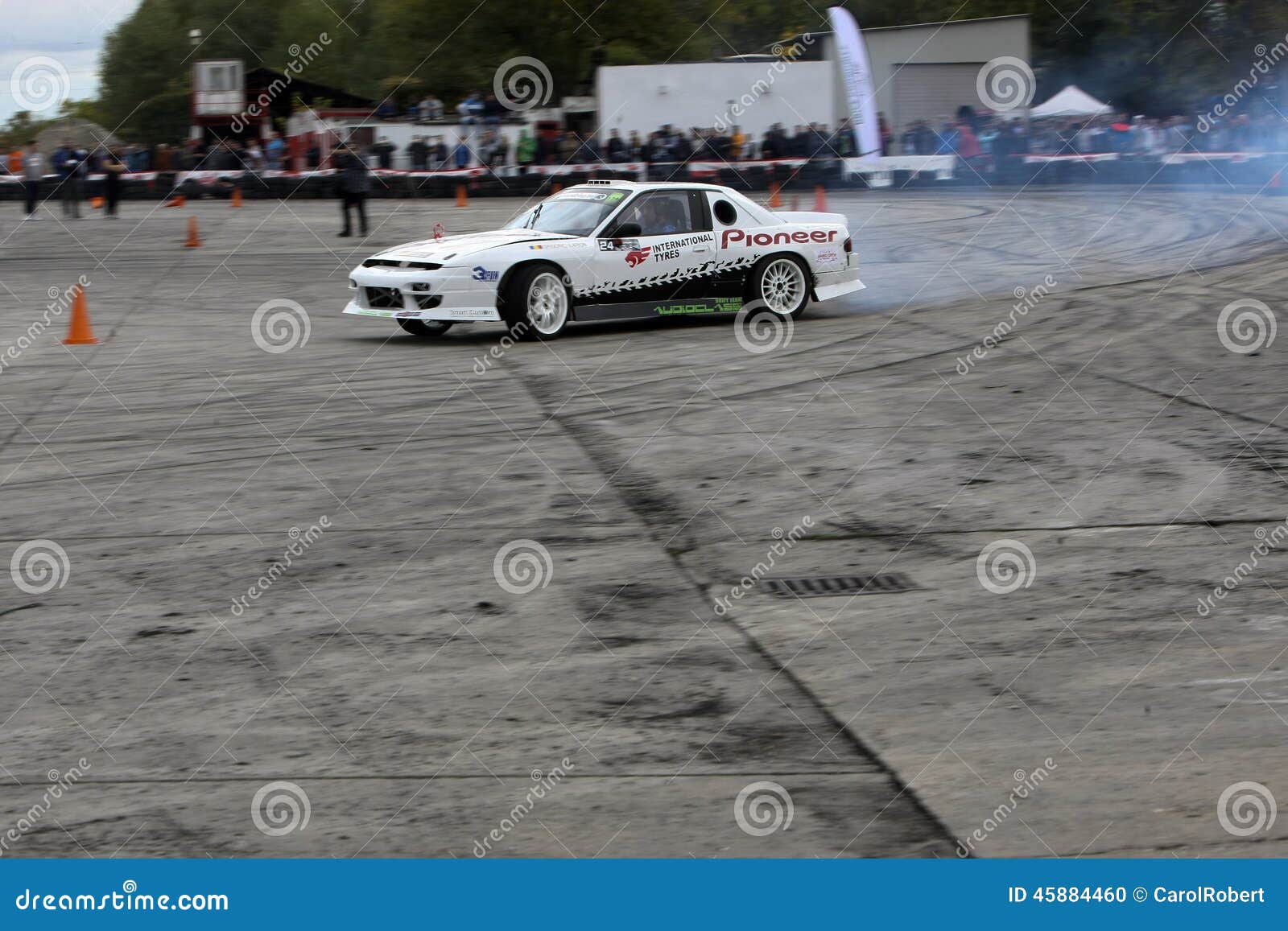 Drift Competition editorial image. Image of drift, smoke - 45884460