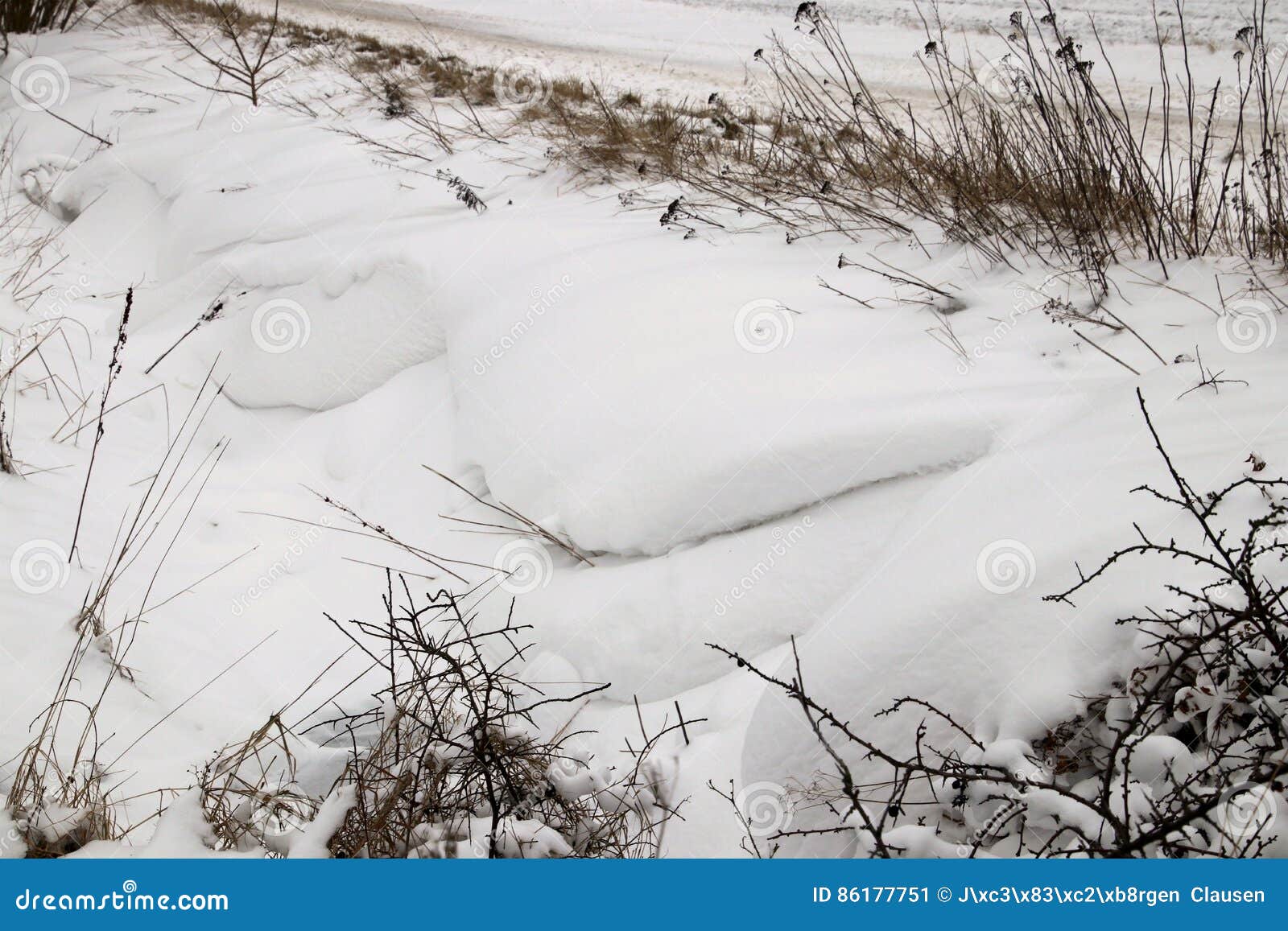 Drifting snow in roadside stock image. Image of snow - 86177751