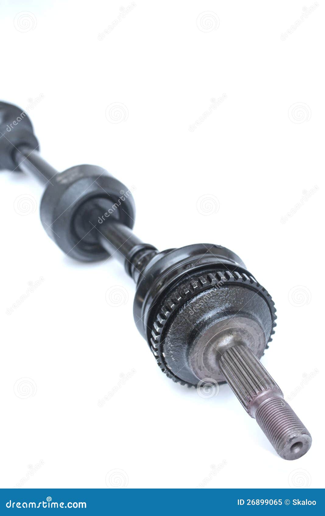 Drijfas stock afbeelding. Image of deel, aandrijving - 26899065