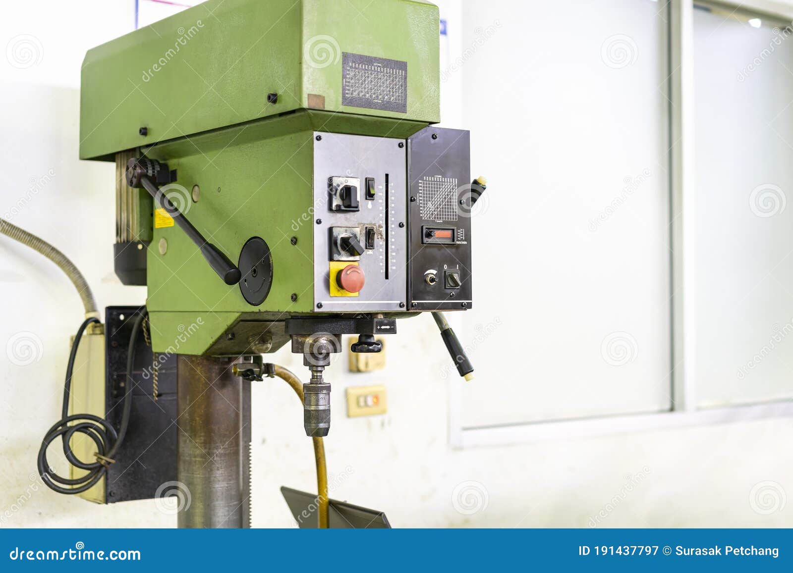 Drilling Head Control Panel Spindle and Chuck Holder of Vertical Table ...