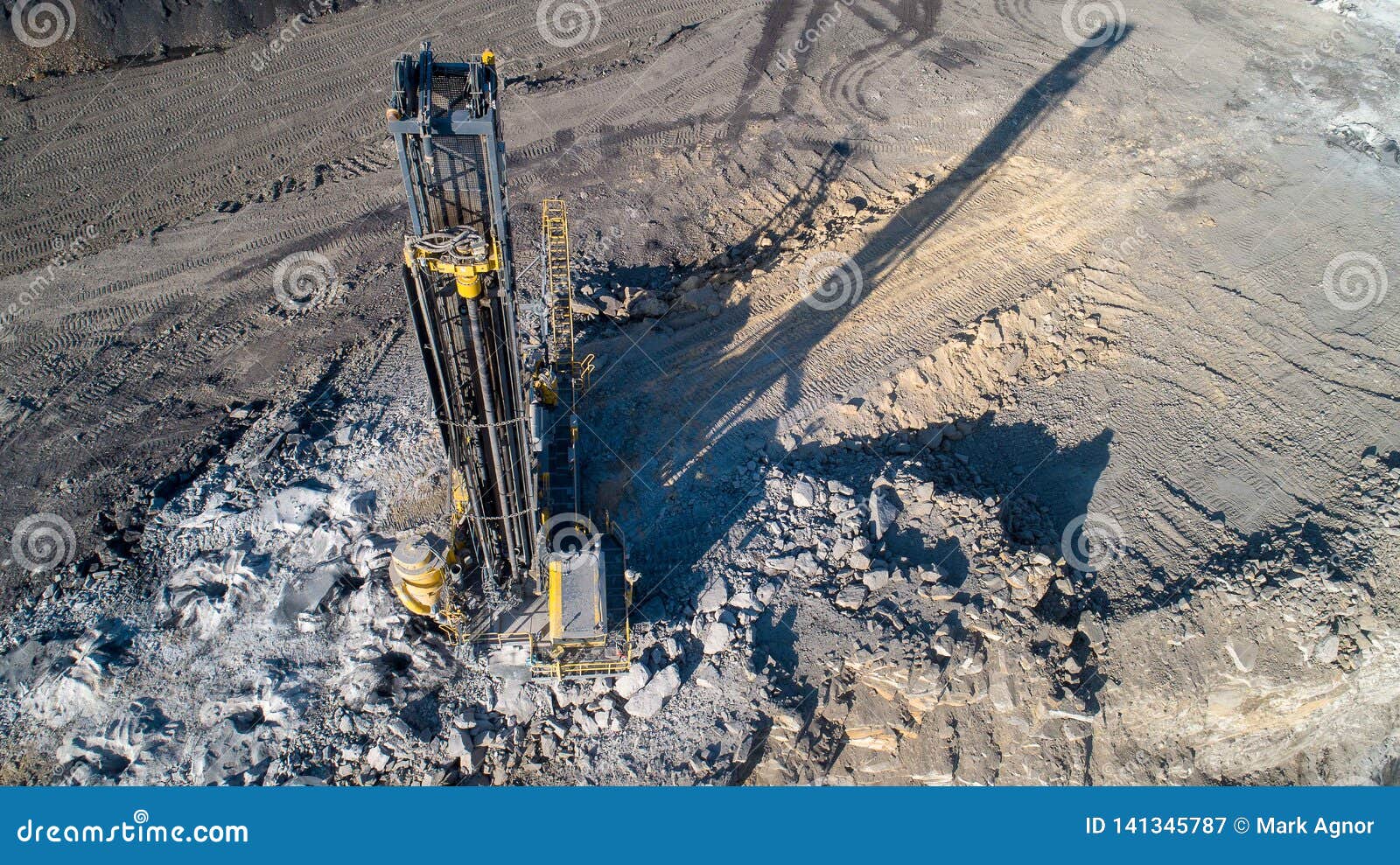 Coal mining in open pit stock image. Image of construction - 141345787