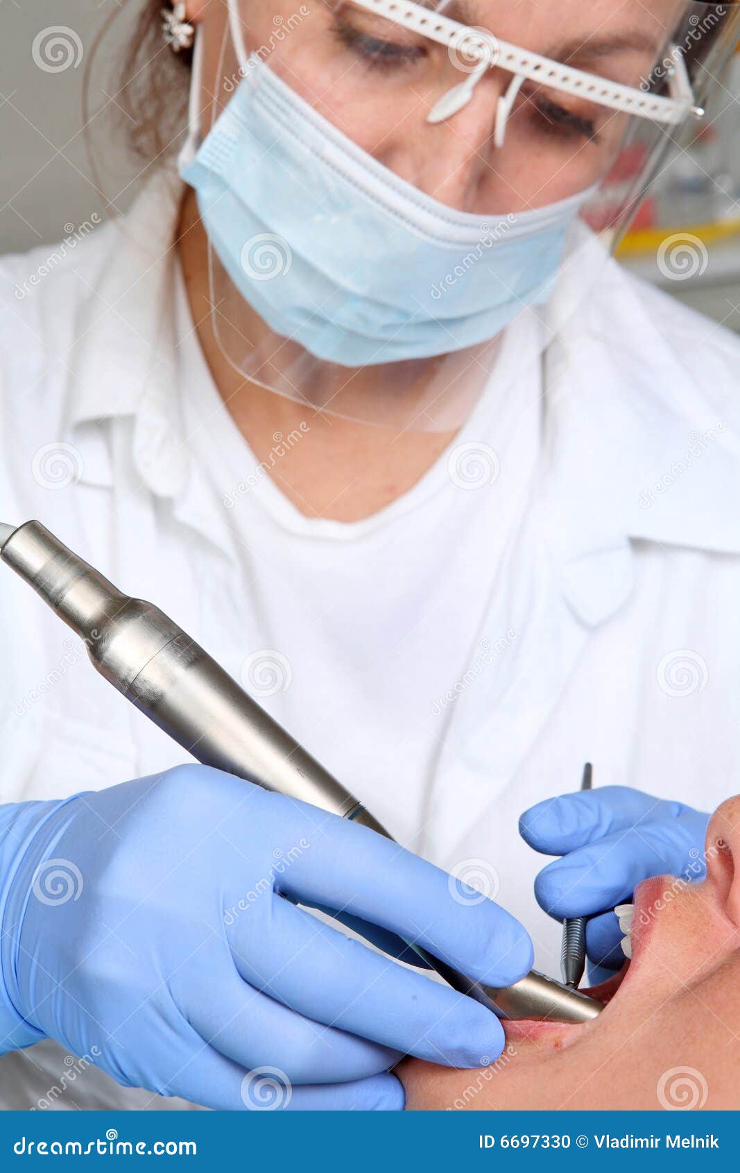 Drilling the Patients Tooth Stock Photo - Image of cleaning, ache: 6697330