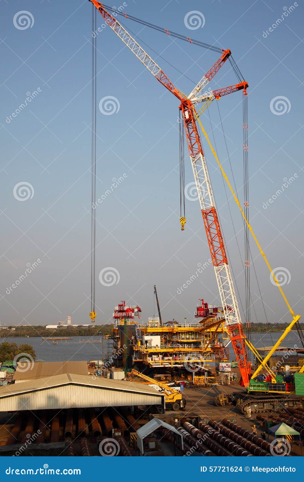 Drilling Platform Under Contruction, Fabrication in Thailand Stock ...