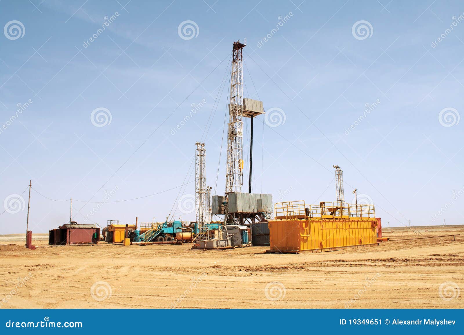 Drilling rig. stock image. Image of petroleum, energy - 19349651
