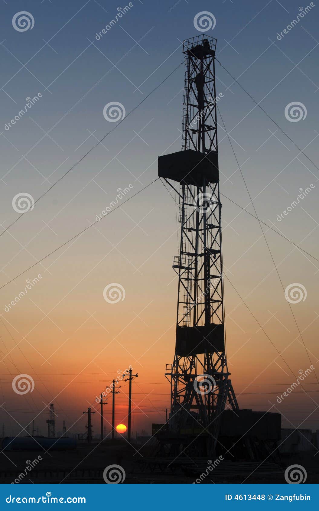 Drilling rig stock photo. Image of industry, fuel, gasoline - 4613448