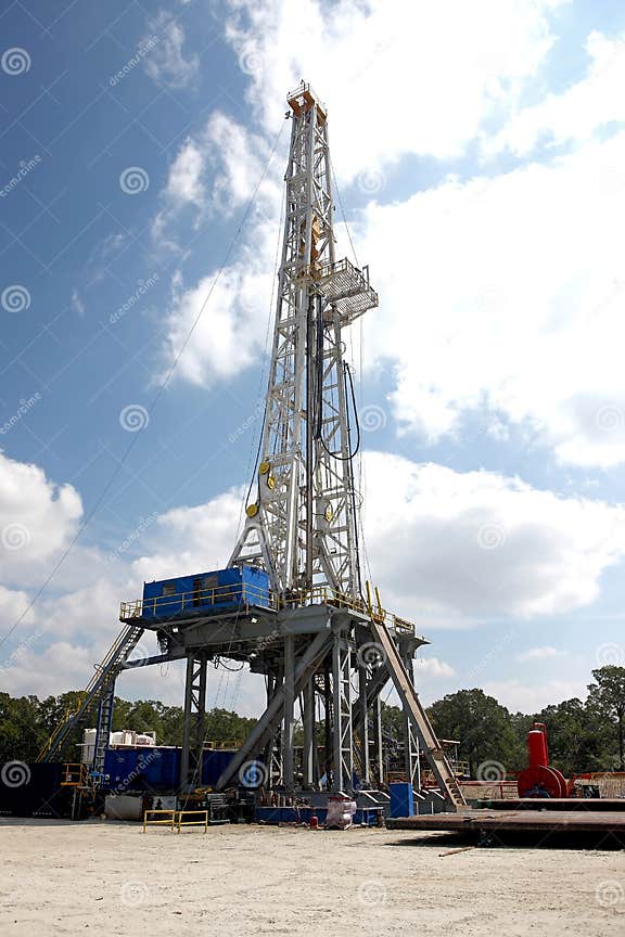 Drilling Rig stock photo. Image of drilling, petroleum - 7715452