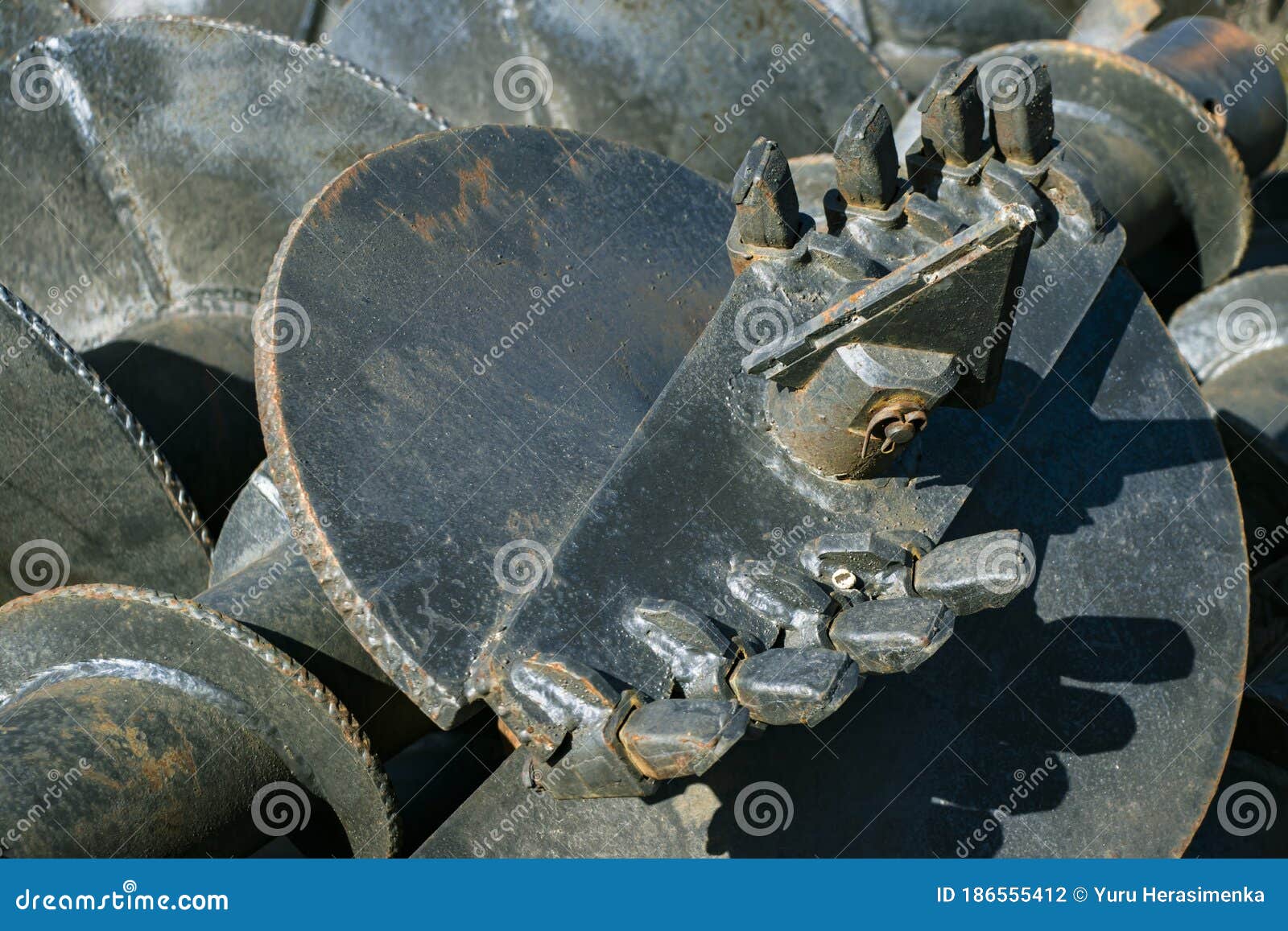 Drilling Rig. Drilling Deep Wells. Drilling Equipment and Tools ...