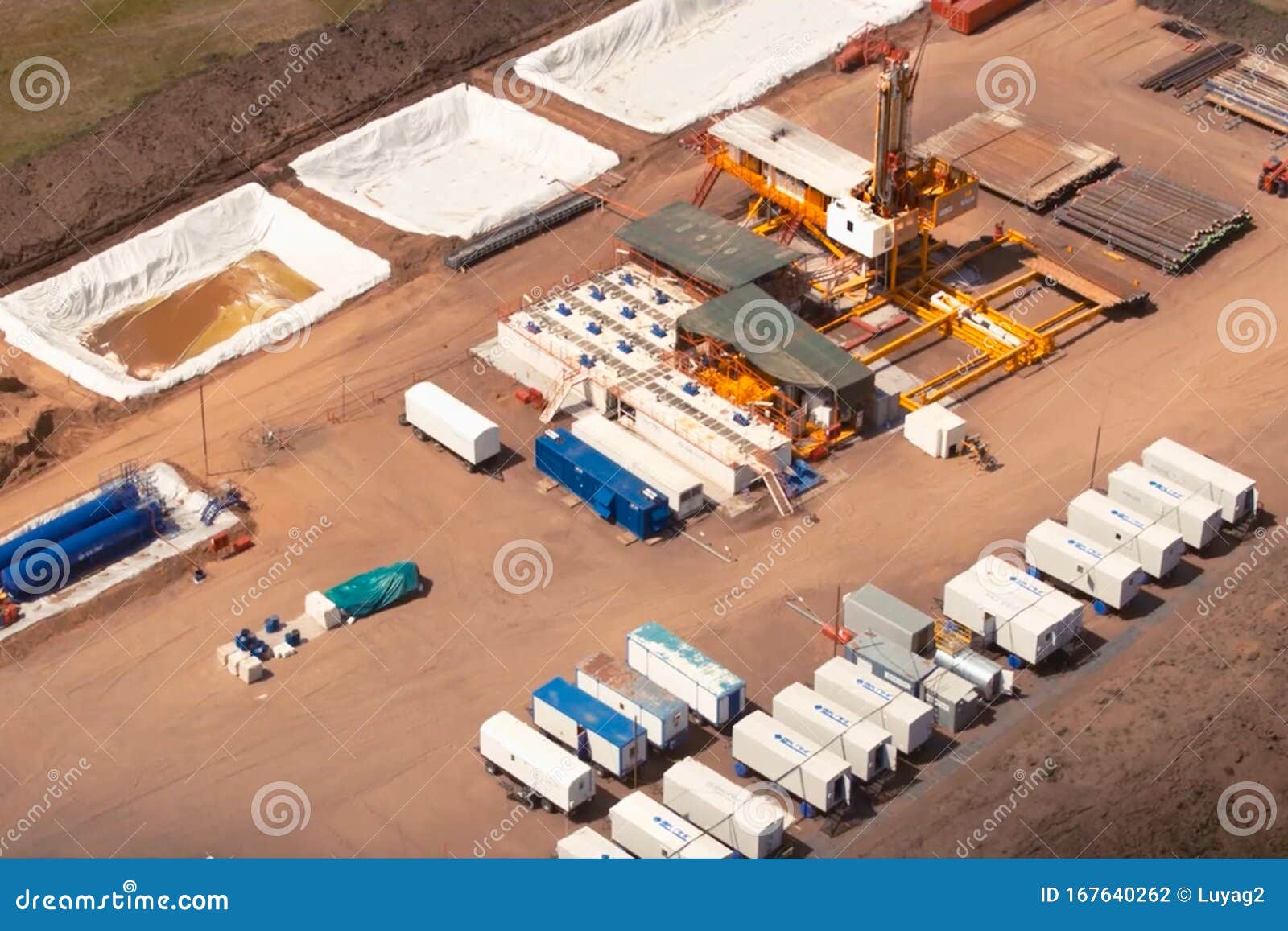 Drilling Rig, Equipment at Site of Oil Drilling Editorial Photography ...