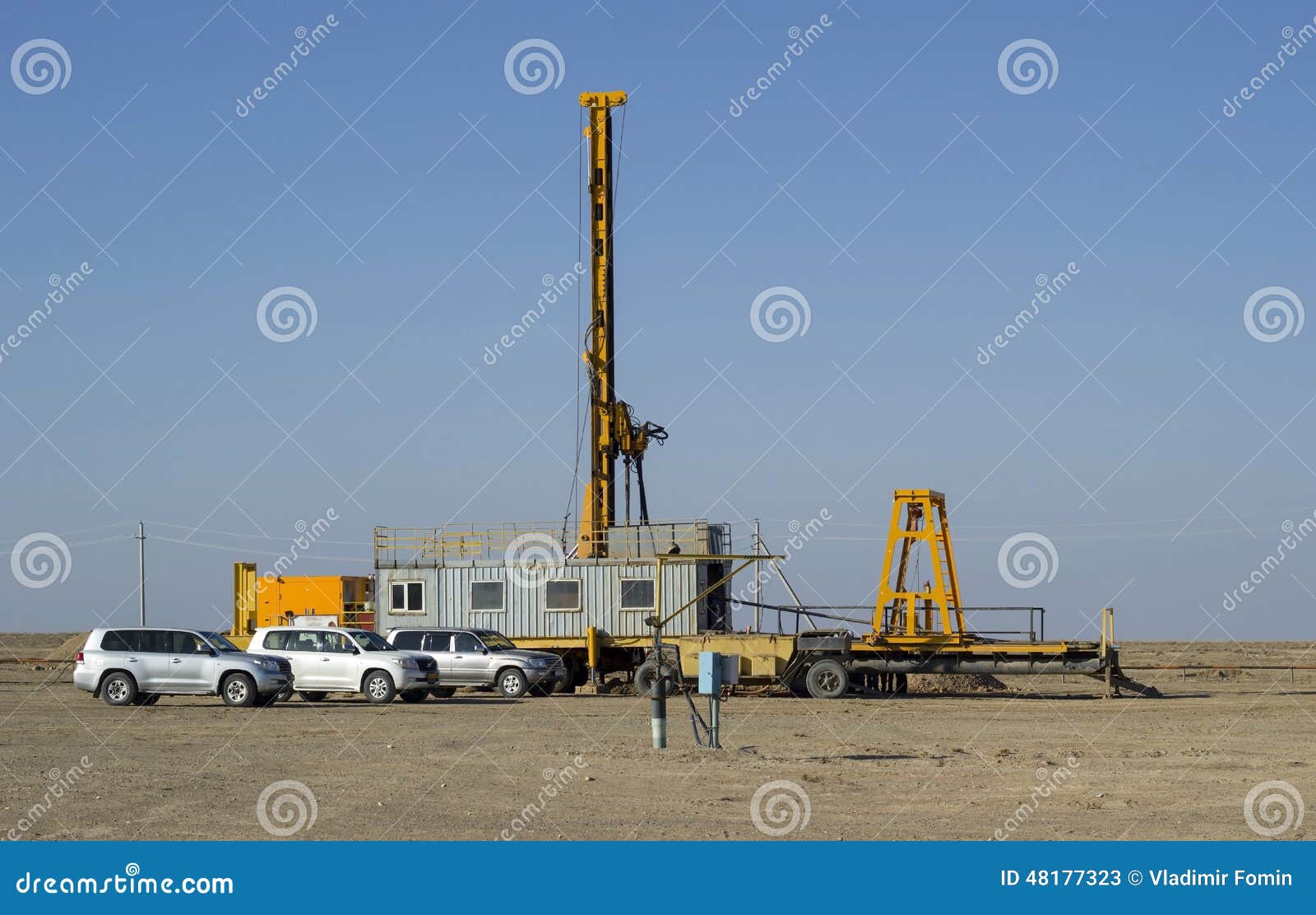 Drilling Rig with a Mobile Drilling Head Stock Image - Image of stones ...