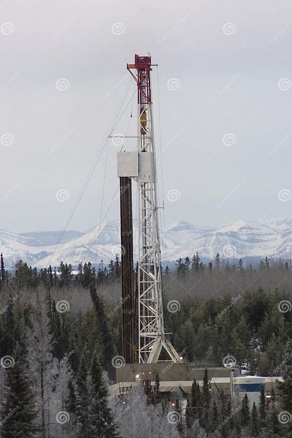 Drilling Rig in the Mountains Stock Photo - Image of mast, white: 4802758