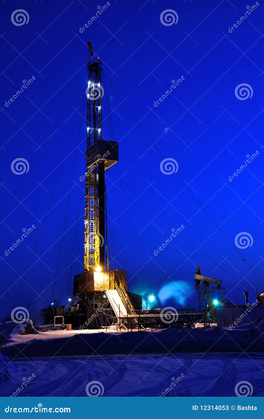 Drilling Rig at Night stock image. Image of black, scene - 12314053