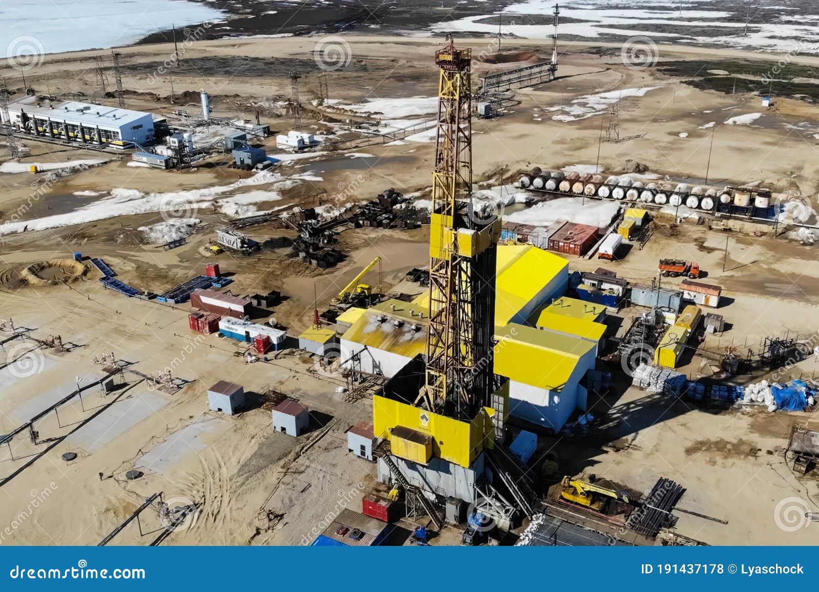 Drilling Rig for Oil and Gas Well Drilling Stock Photo - Image of ...