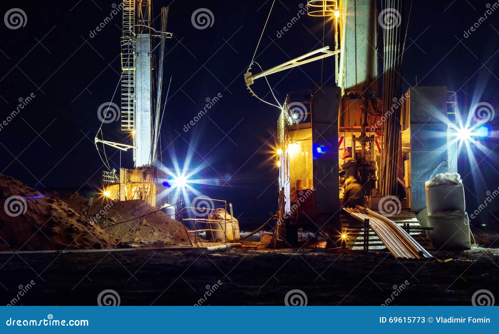 Drilling rigs stock image. Image of working, wheel, lights - 69615773