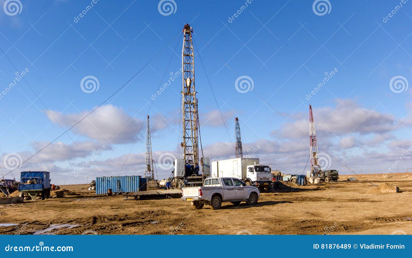 Drilling Rigs Royalty-Free Stock Photography | CartoonDealer.com #61299395